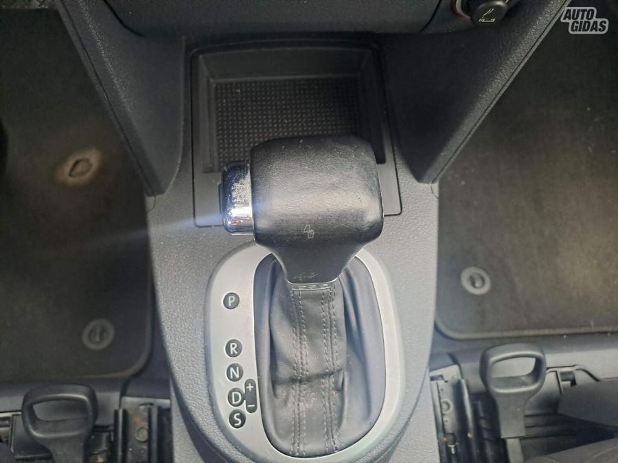 Volkswagen Touran 2005 Telšiai, ar dzinēja tilpumu 2.00 L un nobraukumu 275 tūkst. km par 1850 €, foto 15 vietnē AUTOMOTO.COM.LV