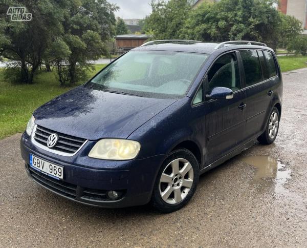 Volkswagen Touran 2005 in Siauliai, with an engine capacity of 2.00 L and mileage of 283 thousand km for 650 €, photo 2 on AUTOMOTO.COM.LV