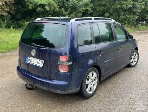 Volkswagen Touran 2005 Šauļi, ar dzinēja tilpumu 2.00 L un nobraukumu 283 tūkst. km par 650 €, foto 6 vietnē AUTOMOTO.COM.LV