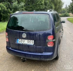 Volkswagen Touran 2005 Šauļi, ar dzinēja tilpumu 2.00 L un nobraukumu 283 tūkst. km par 650 €, foto 8 vietnē AUTOMOTO.COM.LV