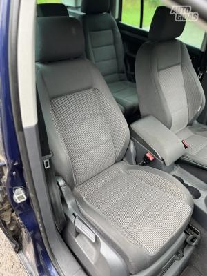 Volkswagen Touran 2005 Šauļi, ar dzinēja tilpumu 2.00 L un nobraukumu 283 tūkst. km par 650 €, foto 11 vietnē AUTOMOTO.COM.LV