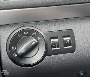 Volkswagen Touran 2005 Šauļi, ar dzinēja tilpumu 2.00 L un nobraukumu 283 tūkst. km par 650 €, foto 16 vietnē AUTOMOTO.COM.LV