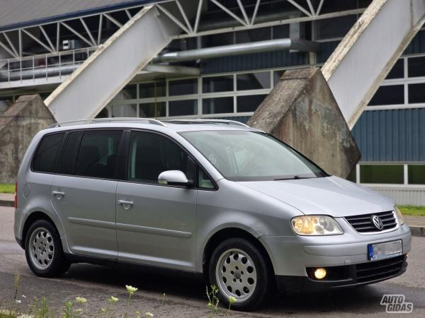 Фольксваген Туран 2005 в Вильнюс, объемом двигателя 1.90 л и пробегом 379 тыс. км за 1250 €, фото 2 на AUTOMOTO.COM.LV
