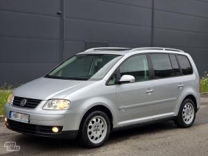 Фольксваген Туран 2005 в Вильнюс, объемом двигателя 1.90 л и пробегом 379 тыс. км за 1250 €, фото  на AUTOMOTO.COM.LV