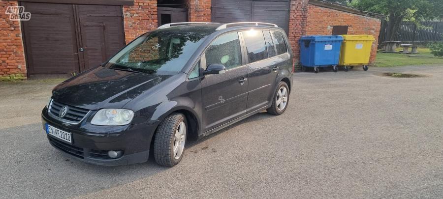 Volkswagen Touran 2005 Vilkaviškis, ar dzinēja tilpumu 2.00 L un nobraukumu 350 tūkst. km par 2750 €, foto 3 vietnē AUTOMOTO.COM.LV