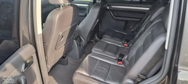 Volkswagen Touran 2005 in Vilkaviskis, with an engine capacity of 2.00 L and mileage of 350 thousand km for 2750 €, photo 5 on AUTOMOTO.COM.LV
