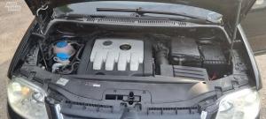 Volkswagen Touran 2005 Vilkaviškis, ar dzinēja tilpumu 2.00 L un nobraukumu 350 tūkst. km par 2750 €, foto 7 vietnē AUTOMOTO.COM.LV