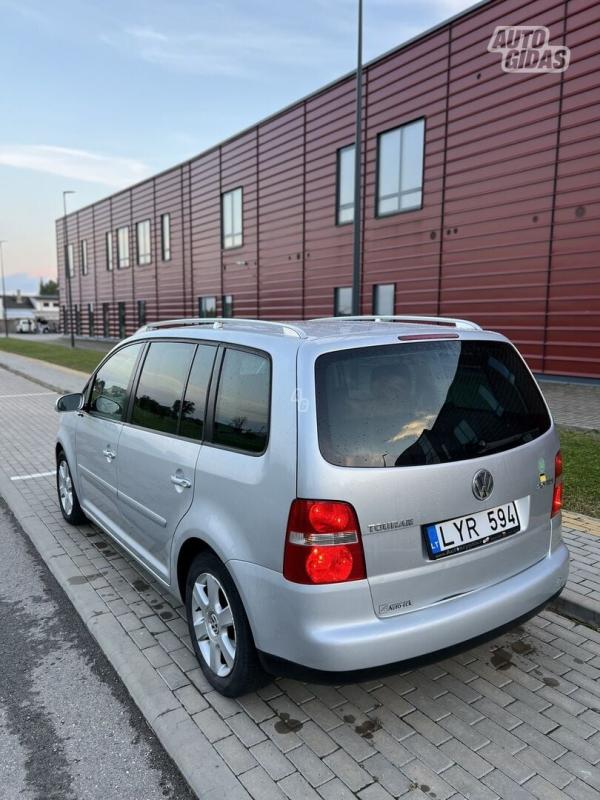 Volkswagen Touran 2005 in Vilkaviskis, with an engine capacity of 2.00 L and mileage of 343 thousand km for 1750 €, photo 6 on AUTOMOTO.COM.LV