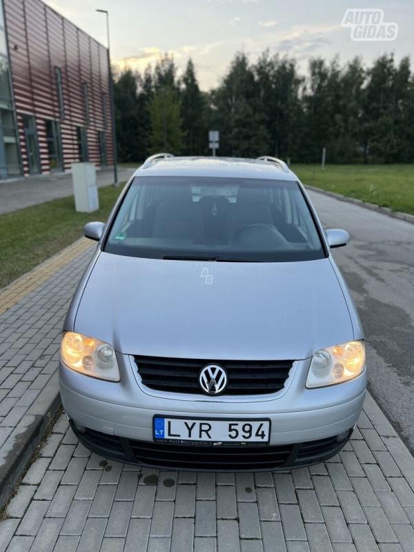 Volkswagen Touran 2005 in Vilkaviskis, with an engine capacity of 2.00 L and mileage of 343 thousand km for 1750 €, photo 9 on AUTOMOTO.COM.LV