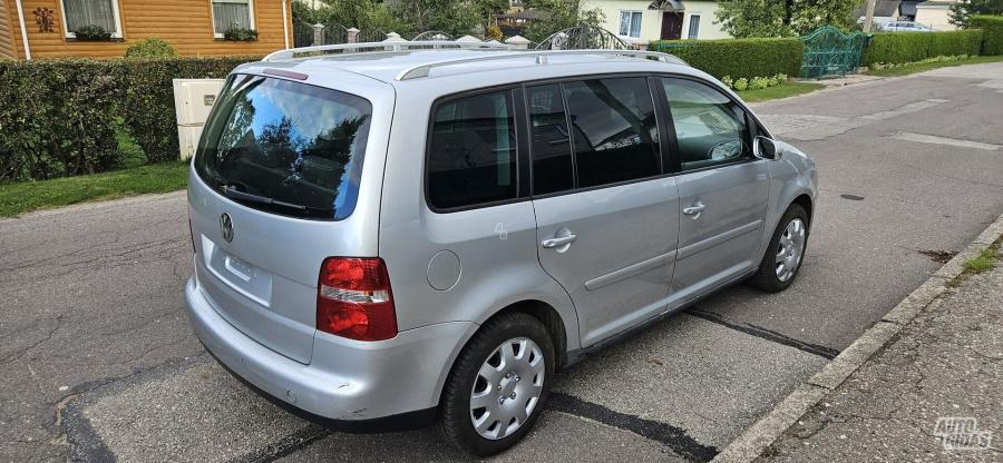 Volkswagen Touran 2005 Viļņa, ar dzinēja tilpumu 2.00 L un nobraukumu 315 tūkst. km par 999 €, foto 3 vietnē AUTOMOTO.COM.LV