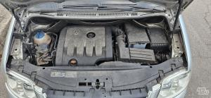 Volkswagen Touran 2005 Viļņa, ar dzinēja tilpumu 2.00 L un nobraukumu 315 tūkst. km par 999 €, foto 11 vietnē AUTOMOTO.COM.LV