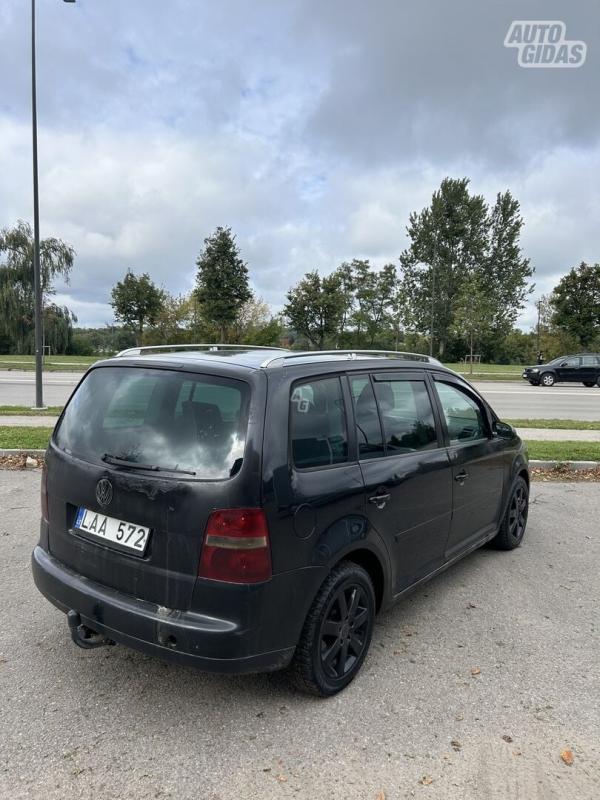 Volkswagen Touran 2005 in Kaunas, with an engine capacity of 1.90 L and mileage of 349 thousand km for 1000 €, photo 7 on AUTOMOTO.COM.LV