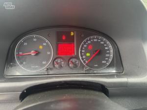 Фольксваген Туран 2005 в Вильнюс, объемом двигателя 1.90 л и пробегом 259 тыс. км за 1499 €, фото 9 на AUTOMOTO.COM.LV