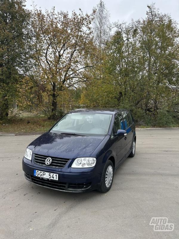 Volkswagen Touran 2005 in Kaunas on AUTOMOTO.COM.LV Volkswagen Touran 2005 in Kaunas, with an engine capacity of 1.90 L and mileage of 310 thousand km for 1200 β¬, photo 3 on AUTOMOTO.COM.LV