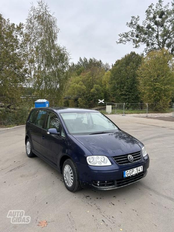 Volkswagen Touran 2005 in Kaunas on AUTOMOTO.COM.LV Volkswagen Touran 2005 in Kaunas, with an engine capacity of 1.90 L and mileage of 310 thousand km for 1200 β¬, photo 4 on AUTOMOTO.COM.LV