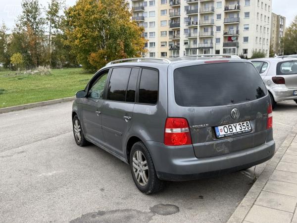 Volkswagen Touran 2005 Viļņa, ar dzinēja tilpumu 2.00 L un nobraukumu 320 tūkst. km par 1000 €, foto 5 vietnē AUTOMOTO.COM.LV