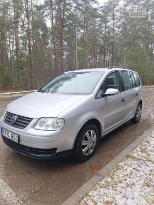 Volkswagen Touran 2006 in Druskininkai, with an engine capacity of 1.90 L and mileage of 350 thousand km for 950 €, photo 2 on AUTOMOTO.COM.LV