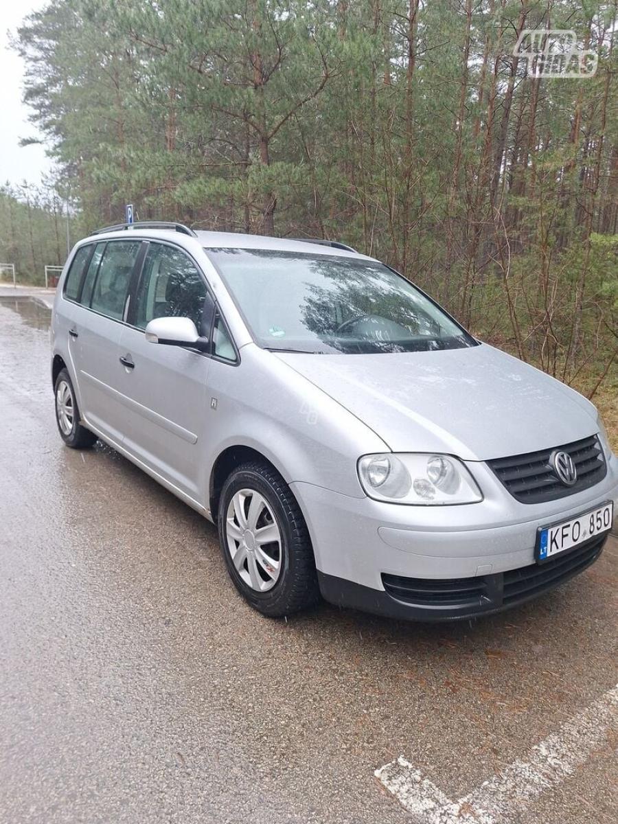 Volkswagen Touran 2006 in Druskininkai, with an engine capacity of 1.90 L and mileage of 350 thousand km for 950 €, photo 3 on AUTOMOTO.COM.LV