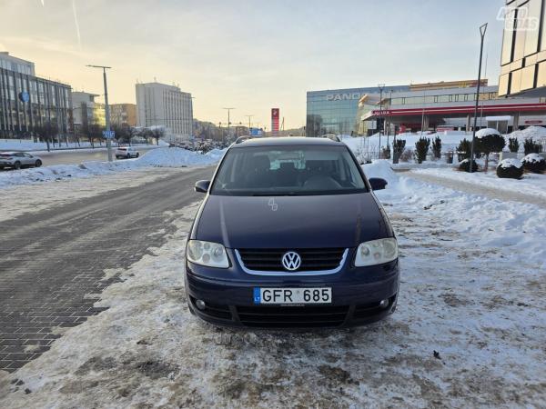 Volkswagen Touran 2006 Viļņa, ar dzinēja tilpumu 2.00 L un nobraukumu 390 tūkst. km par 1250 €, foto 2 vietnē AUTOMOTO.COM.LV