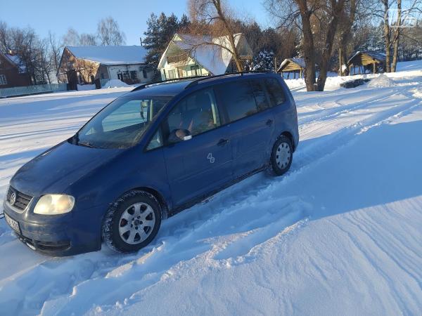 Volkswagen Touran 2006 Pasvalys, ar dzinēja tilpumu 1.90 L un nobraukumu 253 tūkst. km par 1200 €, foto 3 vietnē AUTOMOTO.COM.LV