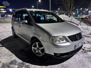 Volkswagen Touran 2006 Kauņa, ar dzinēja tilpumu 2.00 L un nobraukumu 350 tūkst. km par 1790 €, foto 3 vietnē AUTOMOTO.COM.LV