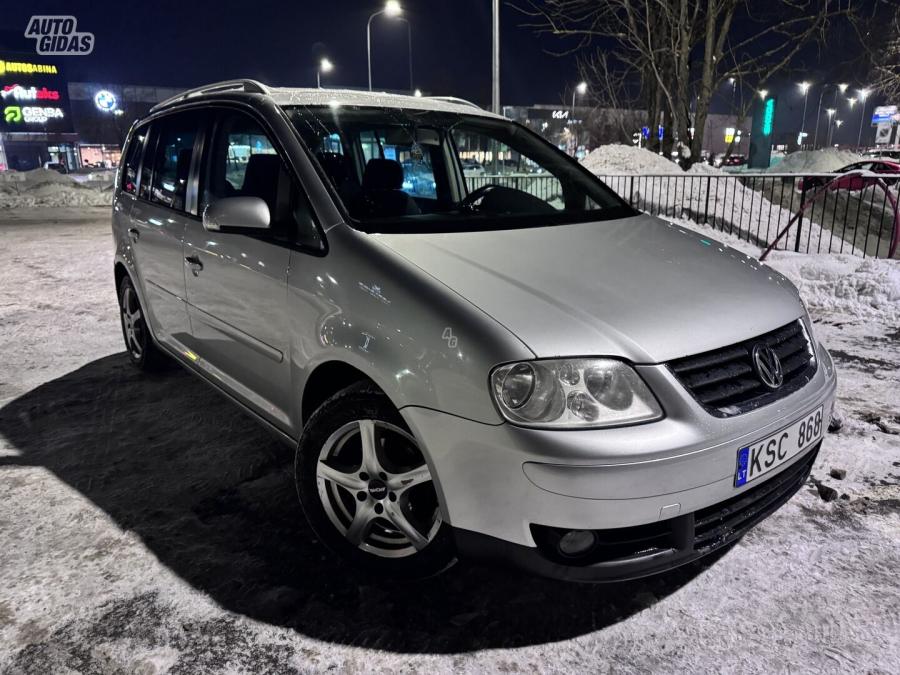 Volkswagen Touran 2006 Kauņa, ar dzinēja tilpumu 2.00 L un nobraukumu 350 tūkst. km par 1790 €, foto 3 vietnē AUTOMOTO.COM.LV