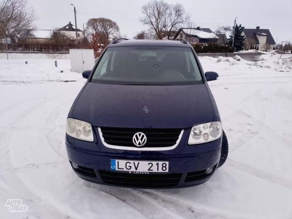 Volkswagen Touran 2006 Viļņa, ar dzinēja tilpumu 1.90 L un nobraukumu 300 tūkst. km par 1850 €, foto 1 vietnē AUTOMOTO.COM.LV