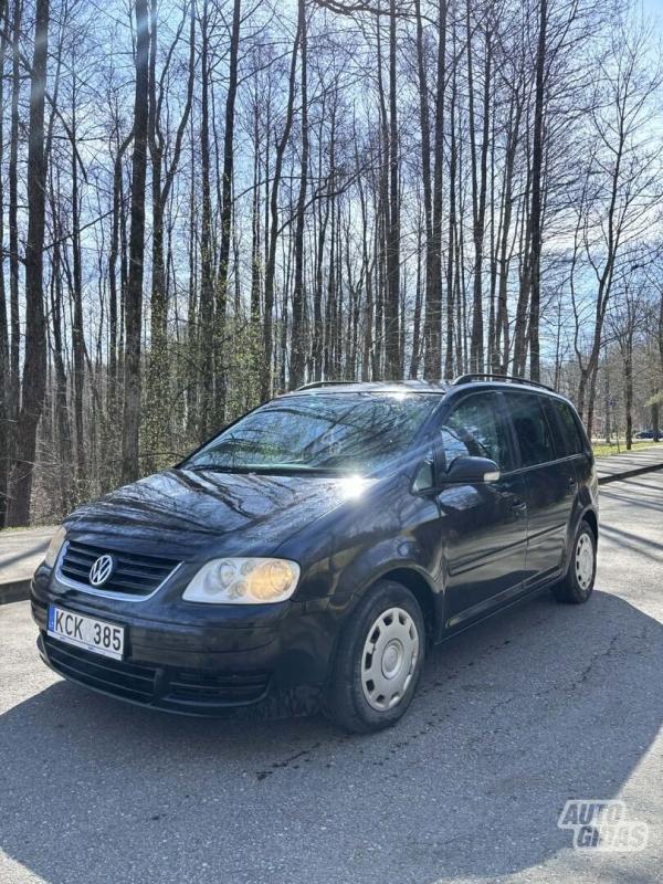 Volkswagen Touran 2006 Ignalina, ar dzinēja tilpumu 2.00 L un nobraukumu 300 tūkst. km par 530 €, foto 5 vietnē AUTOMOTO.COM.LV