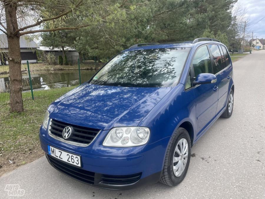 Volkswagen Touran 2006 in Kaunas, with an engine capacity of 1.90 L and mileage of 351 thousand km for 1500 €, photo 10 on AUTOMOTO.COM.LV