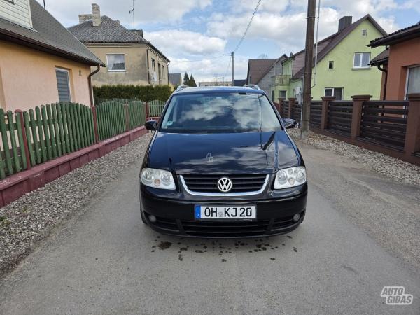Volkswagen Touran 2006 in Vilkaviskis, with an engine capacity of 2.00 L and mileage of 270 thousand km for 1750 €, photo 2 on AUTOMOTO.COM.LV