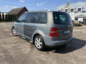 Volkswagen Touran 2006 in Jonava, with an engine capacity of 2.00 L and mileage of 325 thousand km for 1200 €, photo 4 on AUTOMOTO.COM.LV