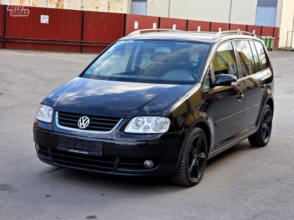 Volkswagen Touran 2006 Viļņa, ar dzinēja tilpumu 2.00 L un nobraukumu 285 tūkst. km par 2750 €, foto 3 vietnē AUTOMOTO.COM.LV