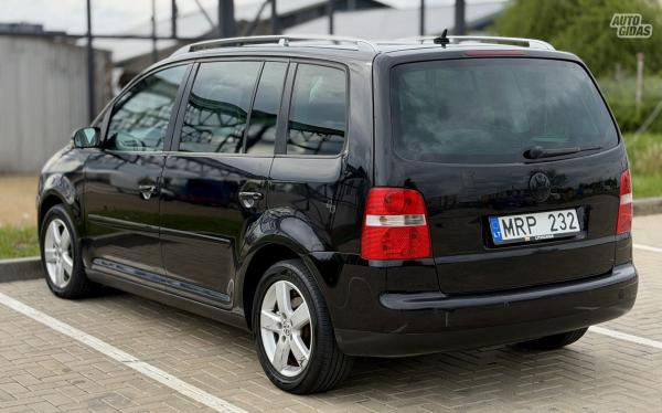 Volkswagen Touran 2006 Kauņa, ar dzinēja tilpumu 2.00 L un nobraukumu 290 tūkst. km par 1700 €, foto 4 vietnē AUTOMOTO.COM.LV