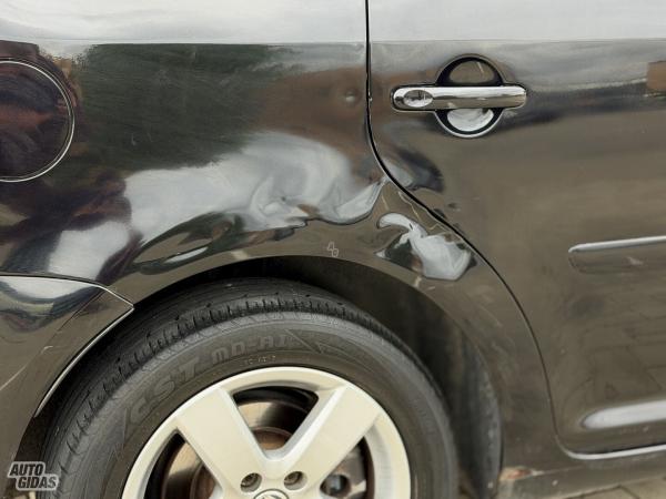 Volkswagen Touran 2006 Kauņa, ar dzinēja tilpumu 2.00 L un nobraukumu 290 tūkst. km par 1700 €, foto 8 vietnē AUTOMOTO.COM.LV