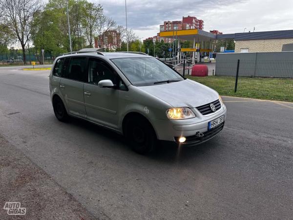 Volkswagen Touran 2006 Šilalė, ar dzinēja tilpumu 2.00 L un nobraukumu 260 tūkst. km par 850 €, foto 5 vietnē AUTOMOTO.COM.LV