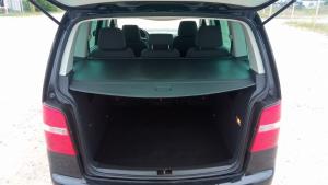 Volkswagen Touran 2006 in Vilnius, with an engine capacity of 2.00 L and mileage of 193 thousand km for 4350 €, photo 6 on AUTOMOTO.COM.LV