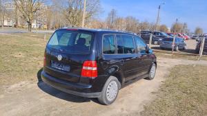 Фольксваген Туран 2006 в Вильнюс, объемом двигателя 2.00 л и пробегом 286 тыс. км за 2350 €, фото 9 на AUTOMOTO.COM.LV
