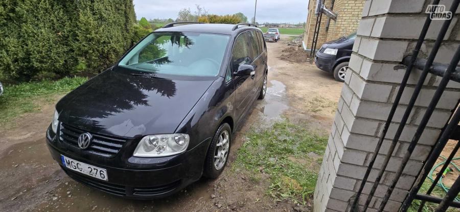 Volkswagen Touran 2006 in Radviliskis, with an engine capacity of 1.90 L and mileage of 280 thousand km for 1700 €, photo 1 on AUTOMOTO.COM.LV