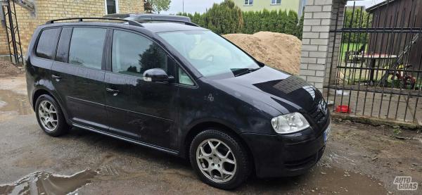 Volkswagen Touran 2006 in Radviliskis, with an engine capacity of 1.90 L and mileage of 280 thousand km for 1700 €, photo 3 on AUTOMOTO.COM.LV