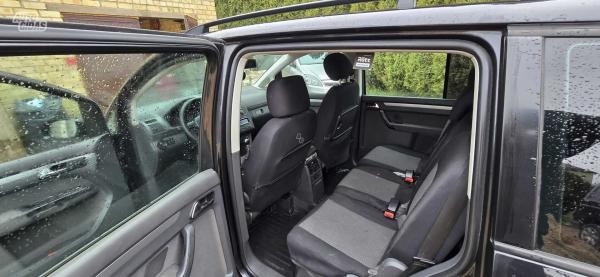 Volkswagen Touran 2006 in Radviliskis, with an engine capacity of 1.90 L and mileage of 280 thousand km for 1700 €, photo 7 on AUTOMOTO.COM.LV