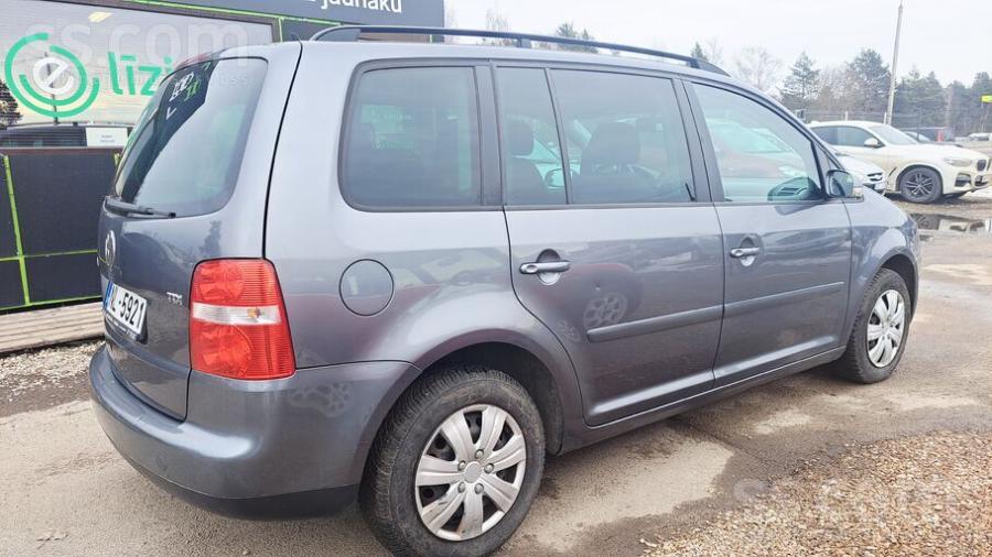 Фольксваген Туран 2006 в Рига, объемом двигателя 1.90 л и пробегом 299 тыс. км за 1700 €, фото 3 на AUTOMOTO.COM.LV