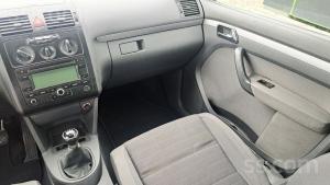 Фольксваген Туран 2006 в Рига, объемом двигателя 1.90 л и пробегом 299 тыс. км за 1700 €, фото 9 на AUTOMOTO.COM.LV