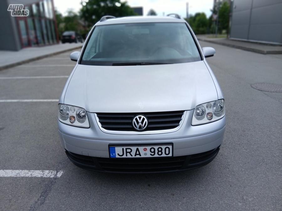 Volkswagen Touran 2006 Klaipėda, ar dzinēja tilpumu 1.90 L un nobraukumu 262 tūkst. km par 1490 €, foto 1 vietnē AUTOMOTO.COM.LV