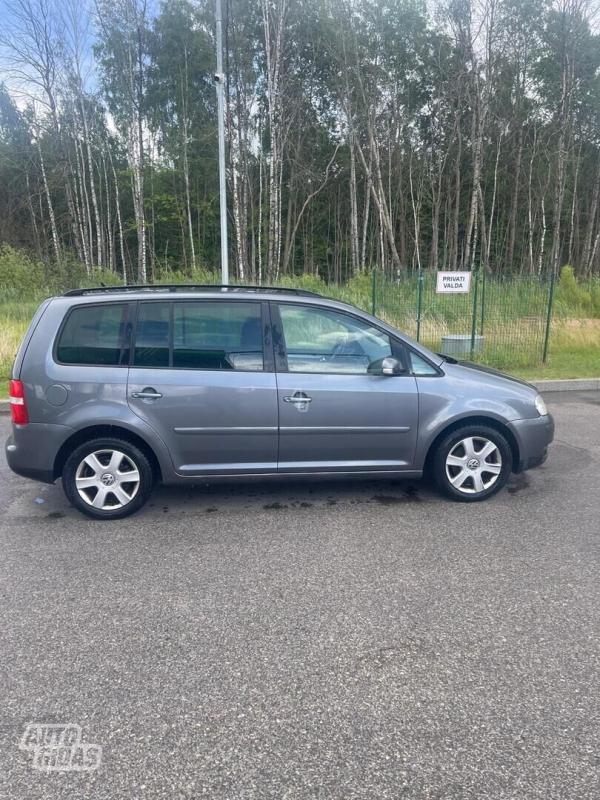 Volkswagen Touran 2006 Utena, ar dzinēja tilpumu 1.60 L un nobraukumu 174 tūkst. km par 2100 €, foto 5 vietnē AUTOMOTO.COM.LV