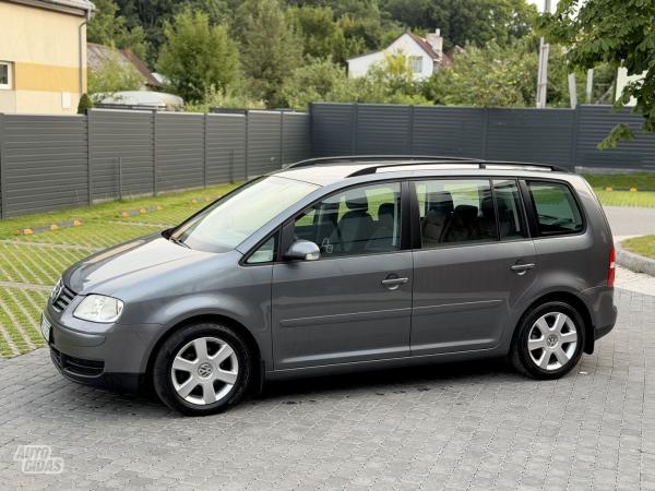 Фольксваген Туран 2006 в Вильнюс, объемом двигателя 1.90 л и пробегом 203 тыс. км за 3200 €, фото 4 на AUTOMOTO.COM.LV