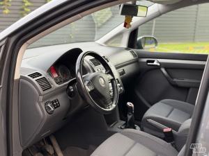 Volkswagen Touran 2006 Viļņa, ar dzinēja tilpumu 1.90 L un nobraukumu 203 tūkst. km par 3300 €, foto 18 vietnē AUTOMOTO.COM.LV