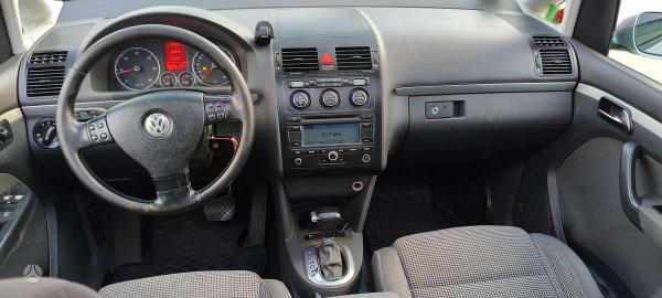Volkswagen Touran 2006 Viļņa, ar dzinēja tilpumu 2.00 L un nobraukumu 289 tūkst. km par 1399 €, foto 2 vietnē AUTOMOTO.COM.LV