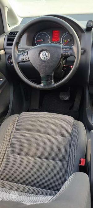 Volkswagen Touran 2006 Viļņa, ar dzinēja tilpumu 2.00 L un nobraukumu 289 tūkst. km par 1399 €, foto 16 vietnē AUTOMOTO.COM.LV