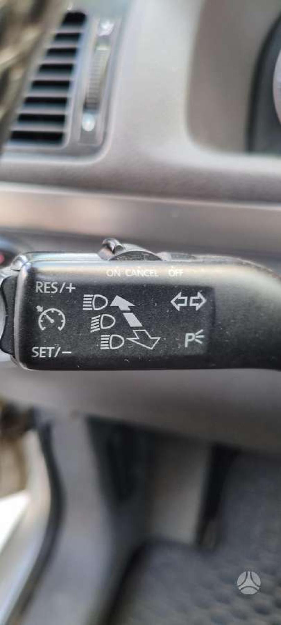 Volkswagen Touran 2006 Viļņa, ar dzinēja tilpumu 2.00 L un nobraukumu 289 tūkst. km par 1399 €, foto 30 vietnē AUTOMOTO.COM.LV