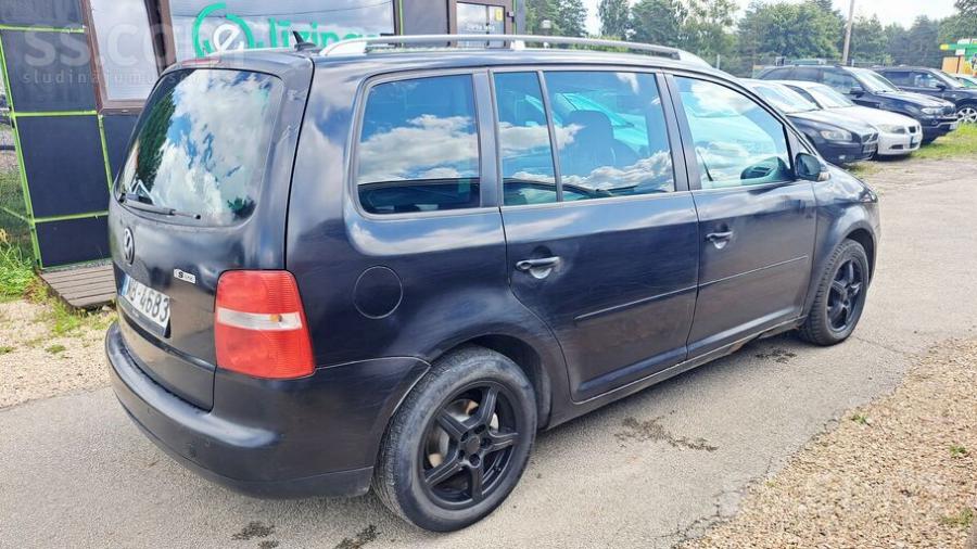 Volkswagen Touran 2006 Rīga, ar dzinēja tilpumu 2.00 L un nobraukumu 435 tūkst. km par 700 €, foto 3 vietnē AUTOMOTO.COM.LV